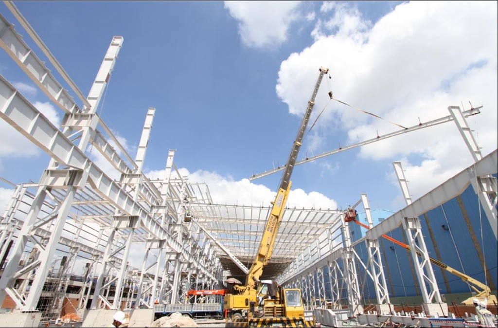 Pre-Engineered Buildings & Steel Structure Erection